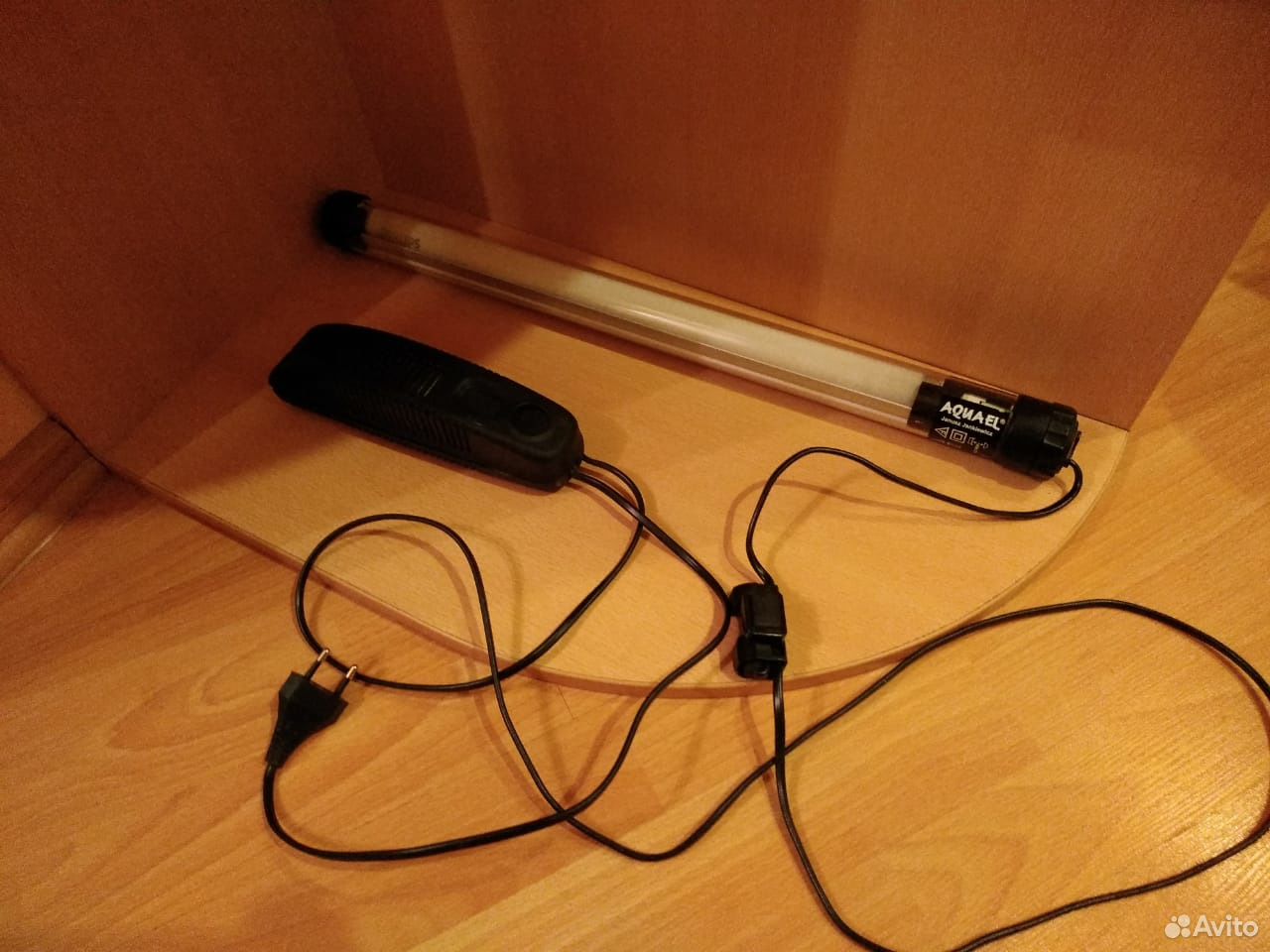 Лампа светильник от аквариума Aquael pearl 60