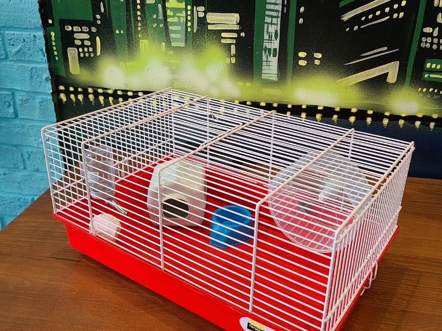 Клетка для грызунов со всем необходимым