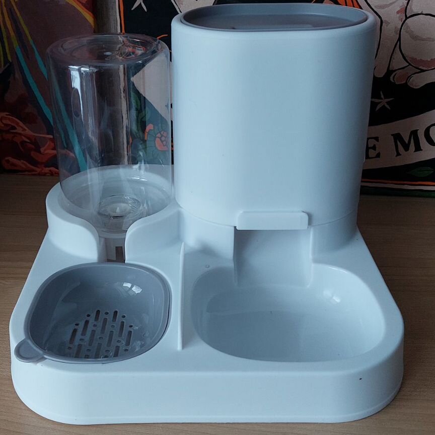 Автоматическая кормушка поилка для кошек