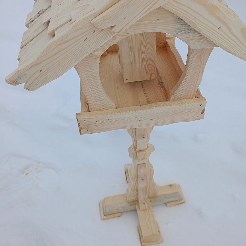Кормушка для птиц