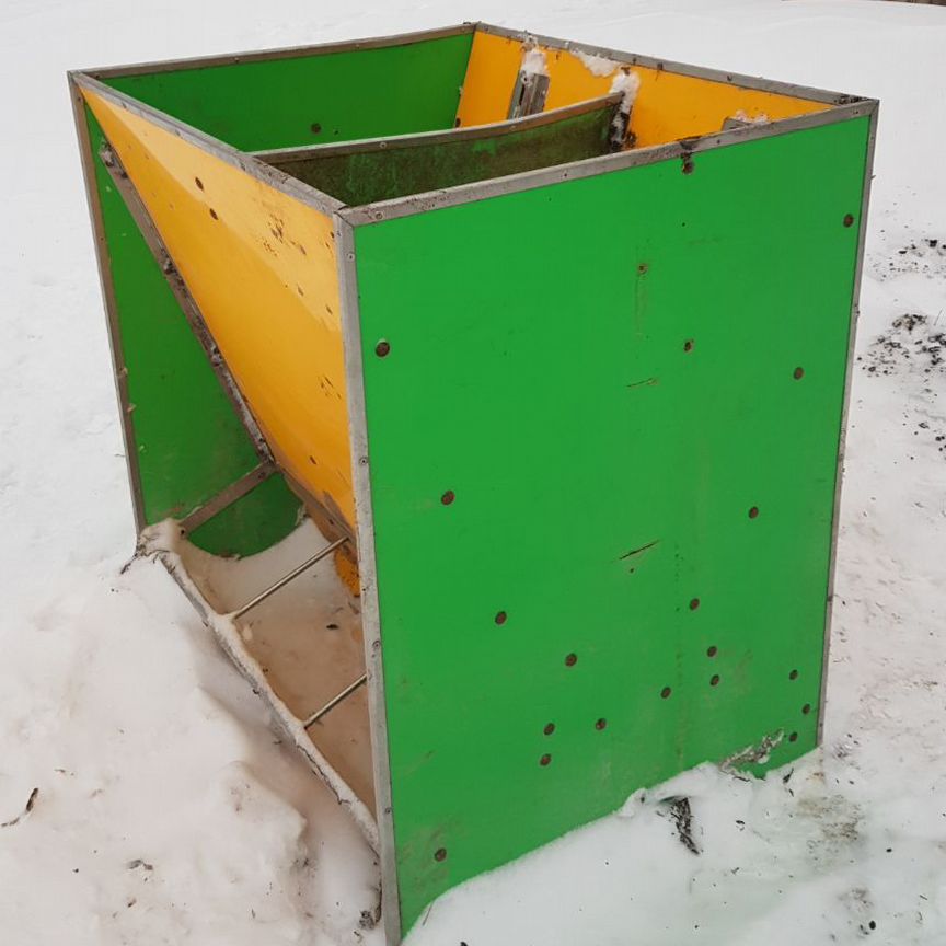 Кормушки бункерные двусторонние