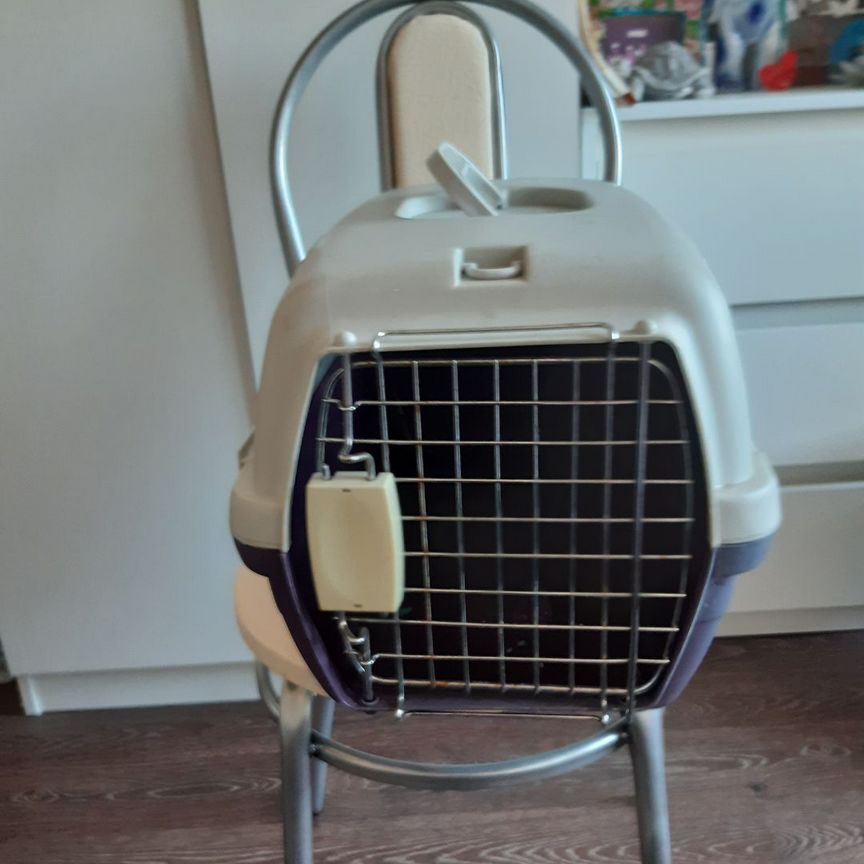 Переноска для кошек пластиковая бу