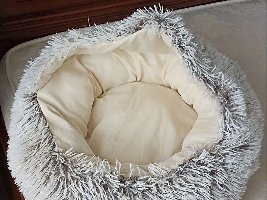 Лежанка для кошек