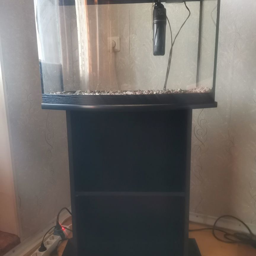 Аквариум с тумбой