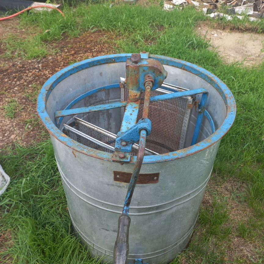 Медогонка 2х рамочная с редуктором