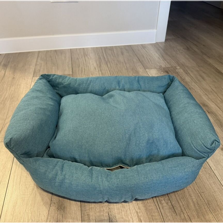 Лежанка для кошек