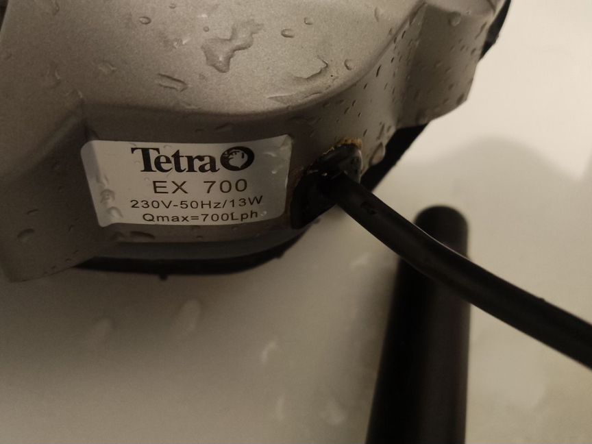 Tetra EX 700