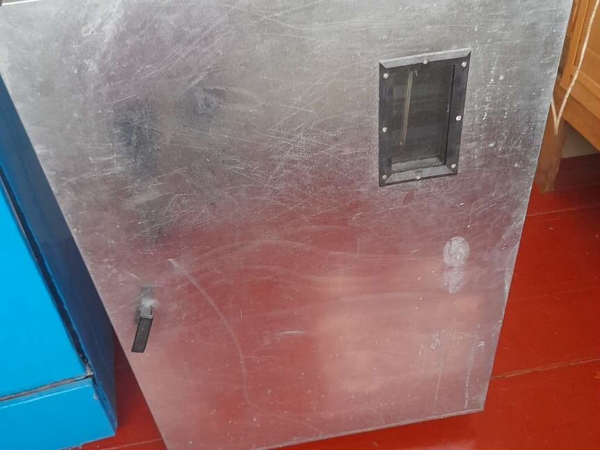 Инкубатор для яиц автоматический