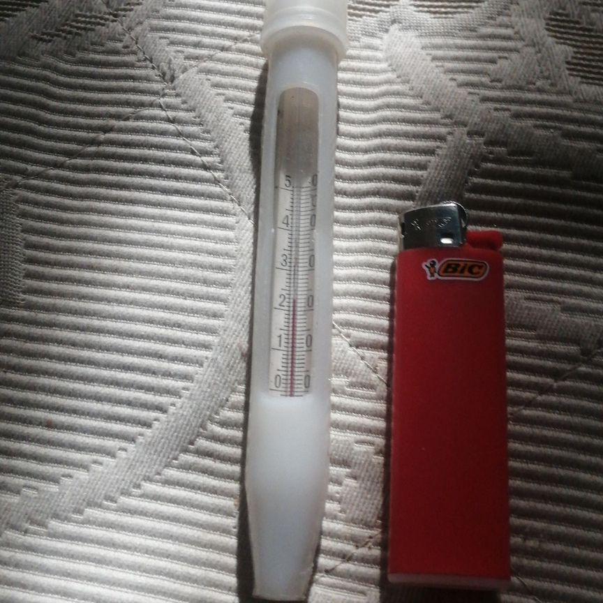 Термометр водный