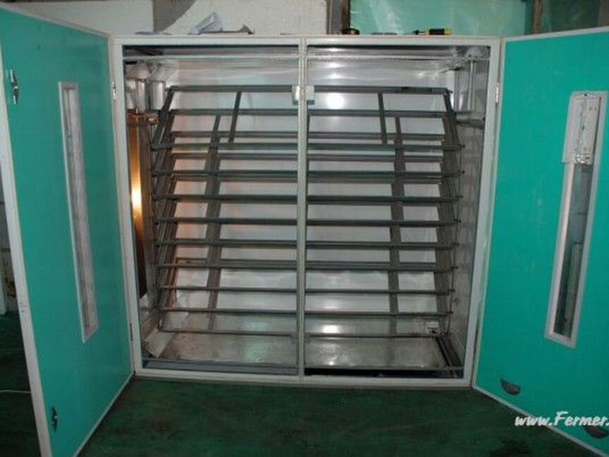 Инкубатор «Рэмил-3000цу