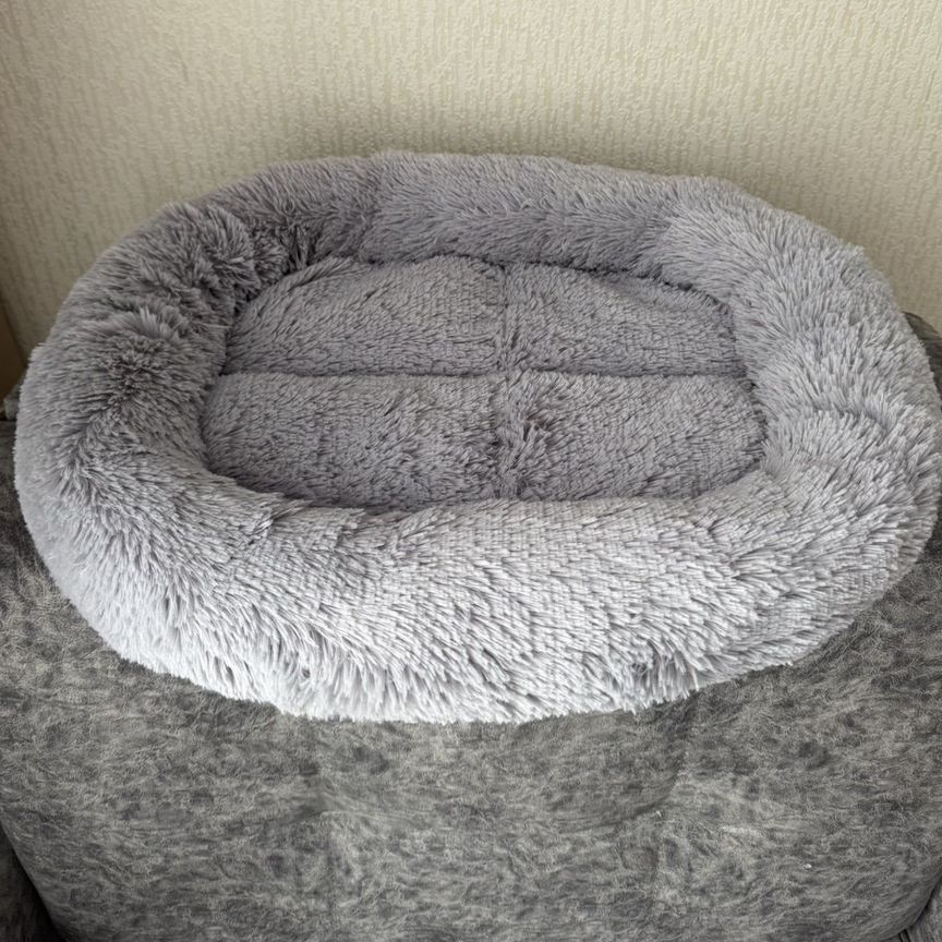 Лежанка для кошек и собак