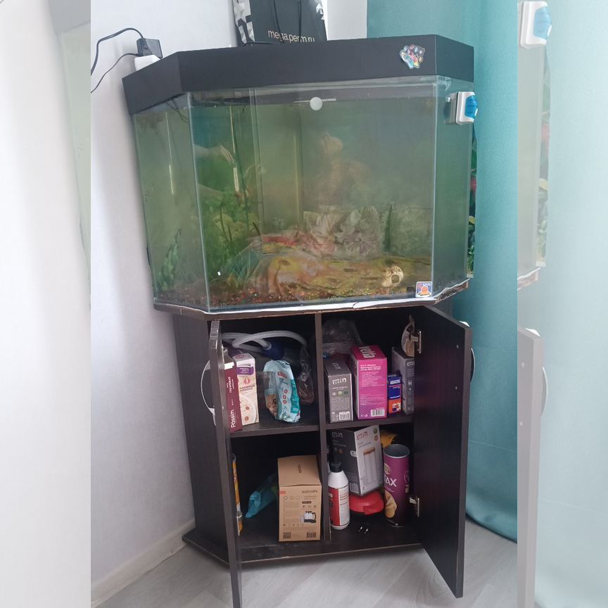 Аквариум с тумбой