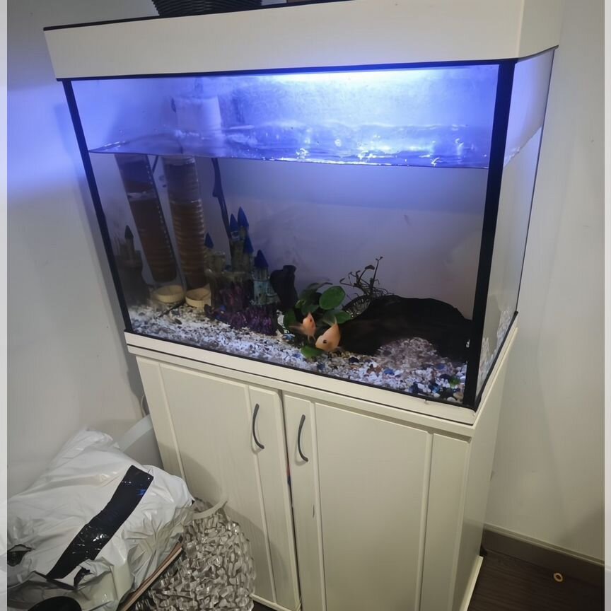 Аквариум 120 литров с тумбой