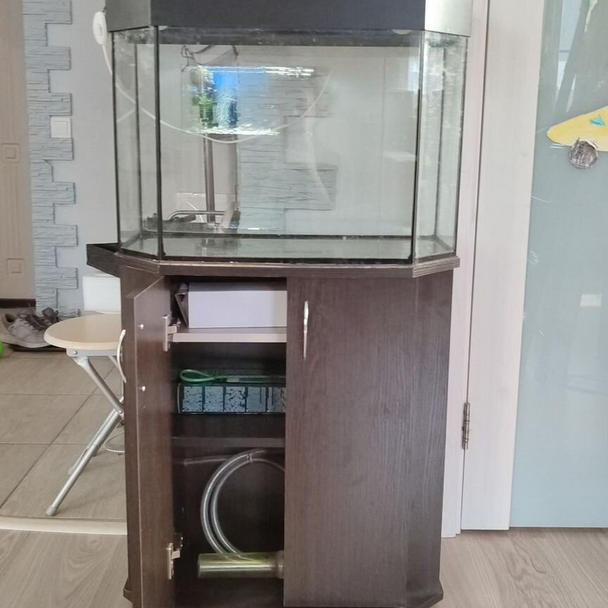 Аквариум с тумбой 60 литров
