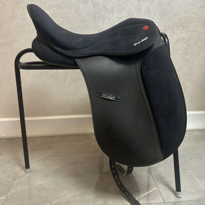 Седло выездка/универсал