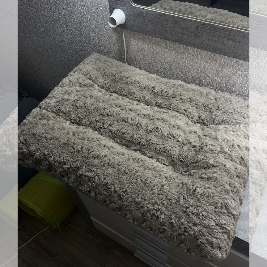 Подушка-лежанка для собак и кошек