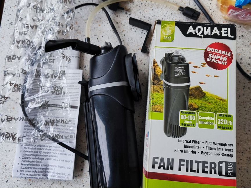Фильтр для аквариума aquael. Бронь