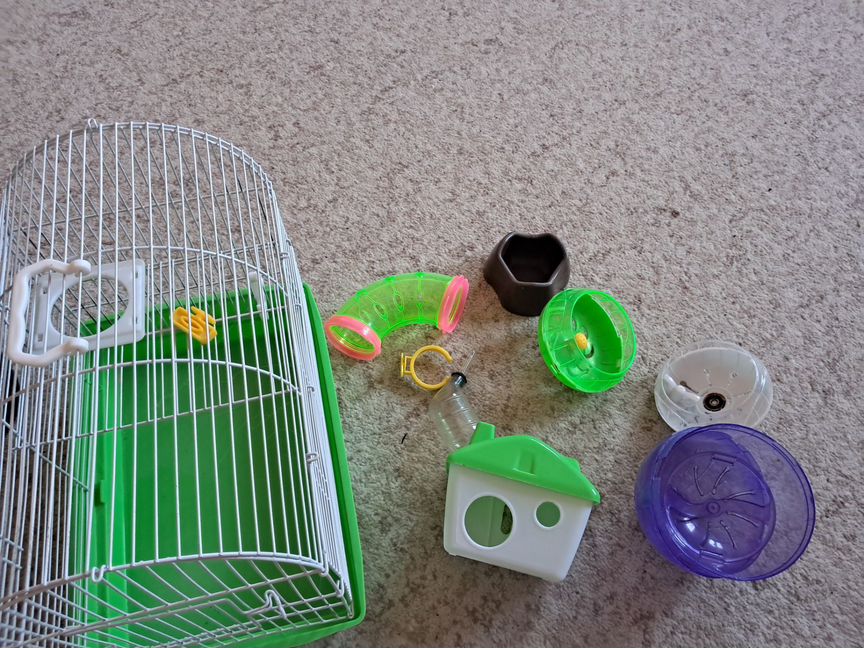 Клетка и пр.для хомяков