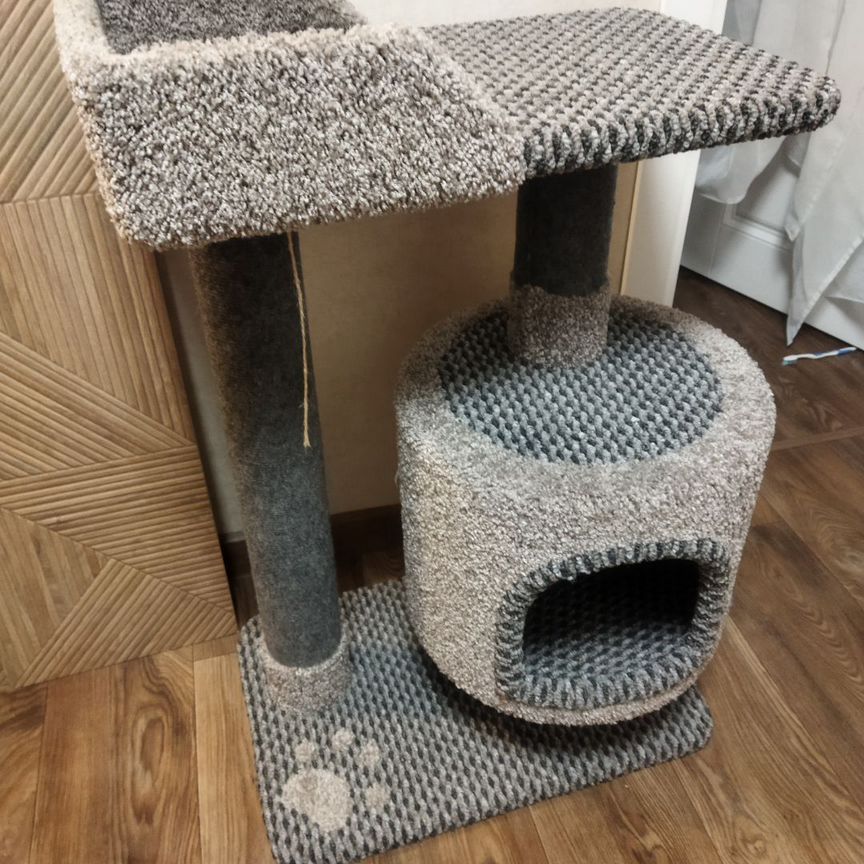 Когтеточка с домиком и лежанкой