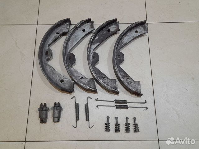 Колодки стояночного тормоза VW Touareg NF комплект купить в Москве VAG ...