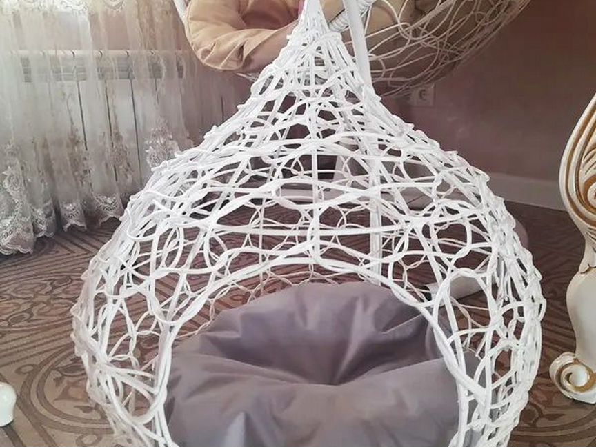 Лежанка для животных кокон