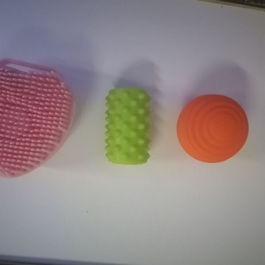 Мочалка и игрушки резиновые