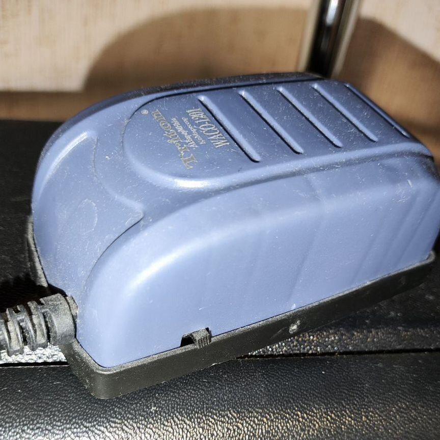 Компрессор для аквариума тритон waco 1201