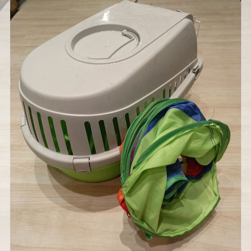 Переноска для кошек пластиковая бу