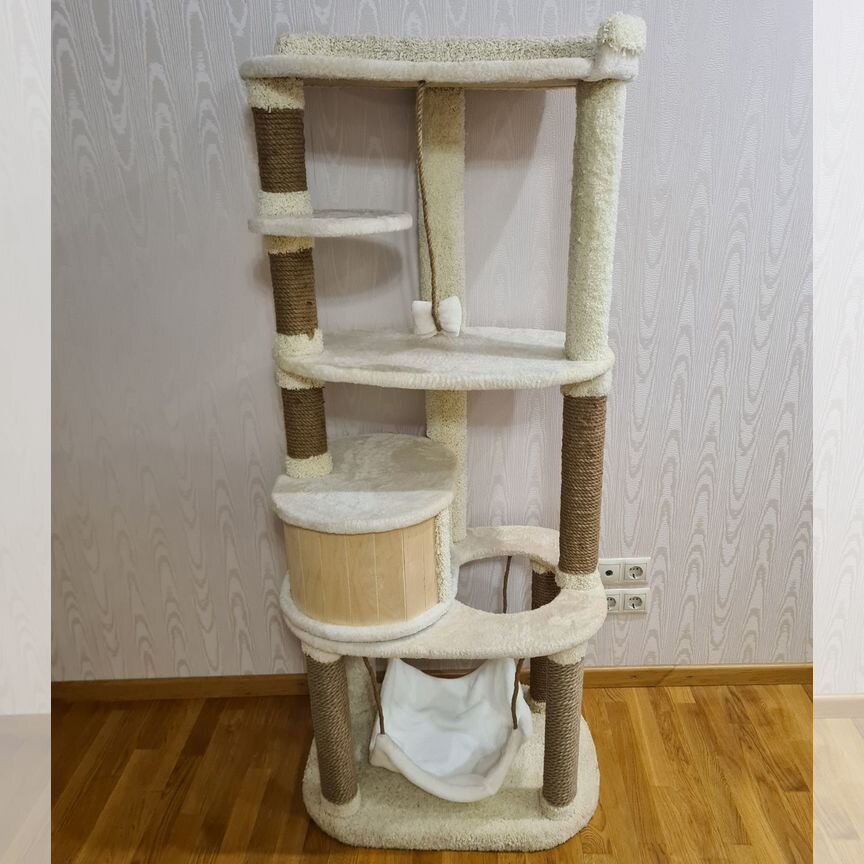 Домик комплекс для кошки с когтеточкой высокий