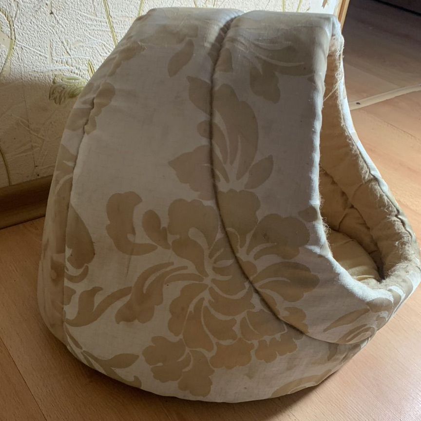 Продаю домик для питомца кошки