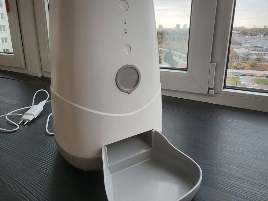 Автокормушка для кошек