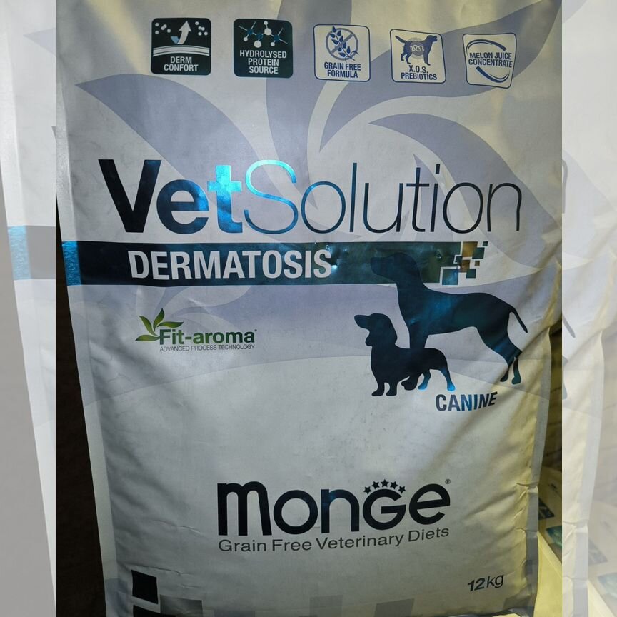 Корм для собак monge dermatosis