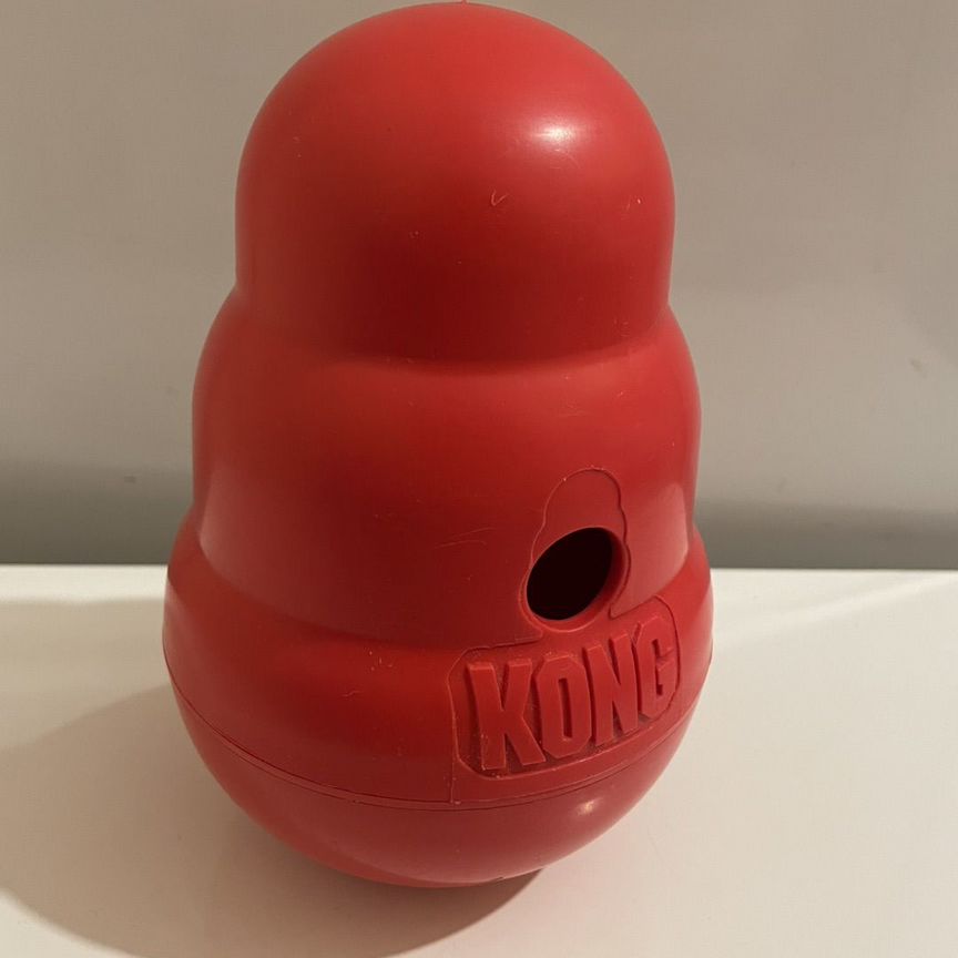 Игрушка для собак ноузворк Kong Wobbler