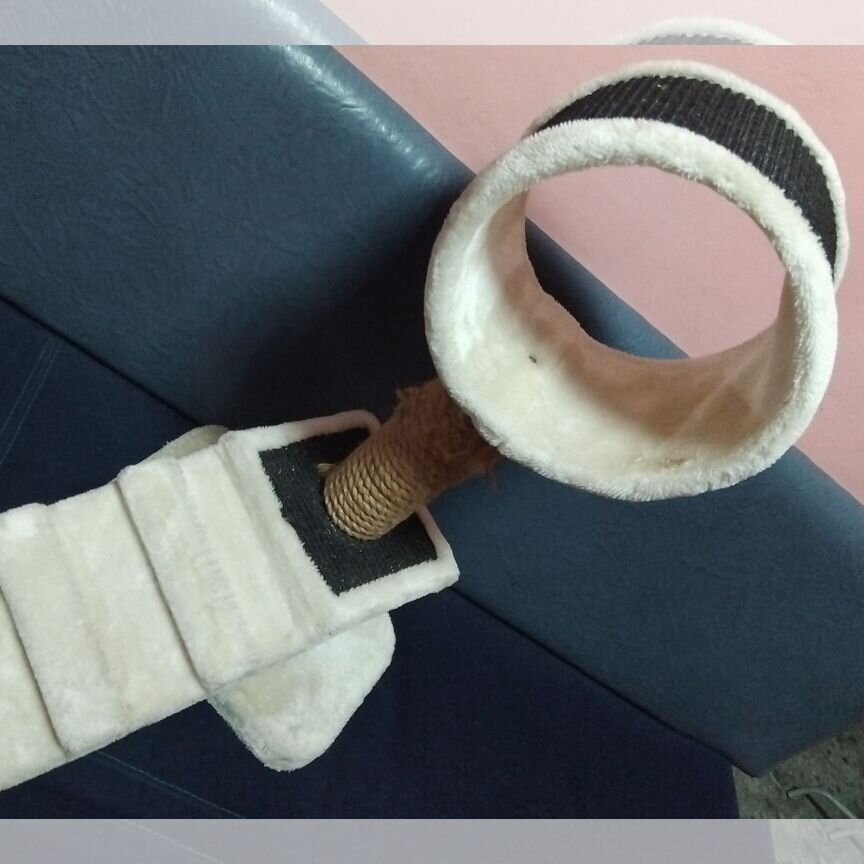 Домик когтеточка б.у.  лесинка