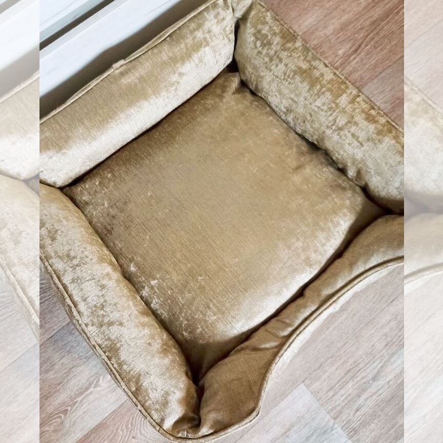 Лежанка для собак и кошек