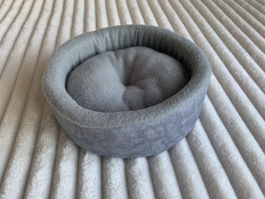 Лежанка для кролика/морской свинки новая