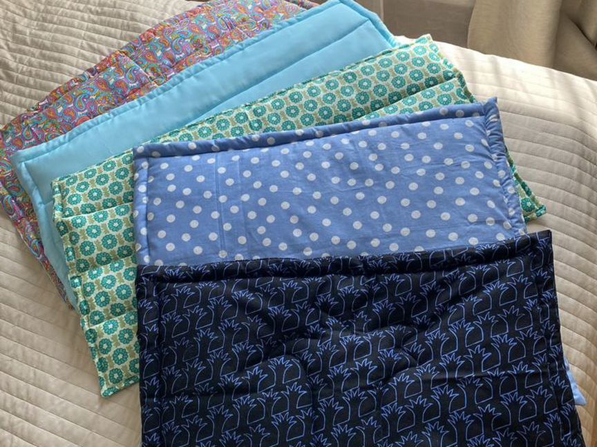 Лежанки коврики в ассорт. для животных