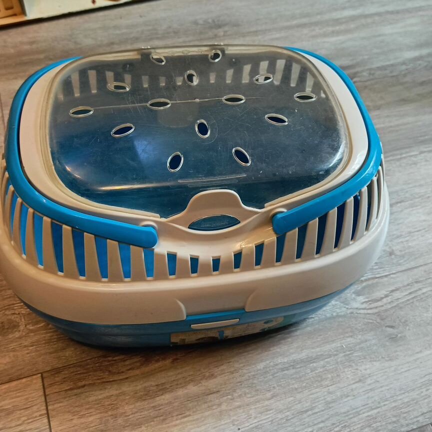 Переноска для животных пластиковая