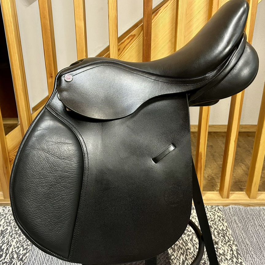 Конкурное седло 17/32