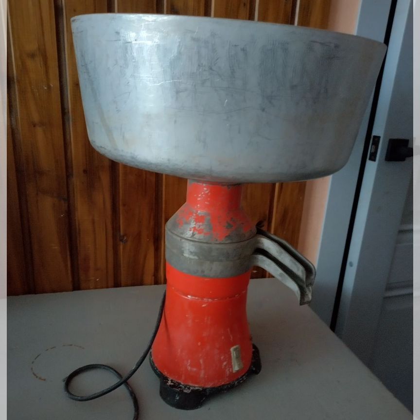 Сепаратор для молока бу мотор сич