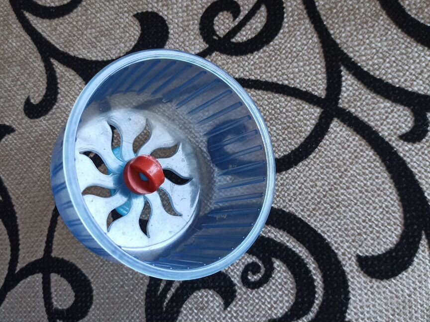 Беговое колесо для хомяка