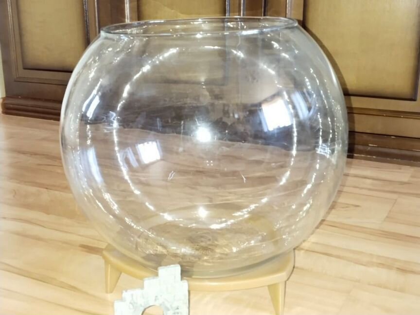 Аквариум шаровой с подставкой 20 л