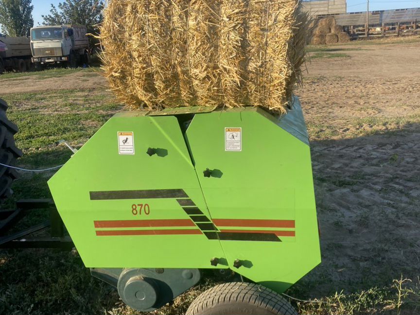 Пресс подборщик рулонный