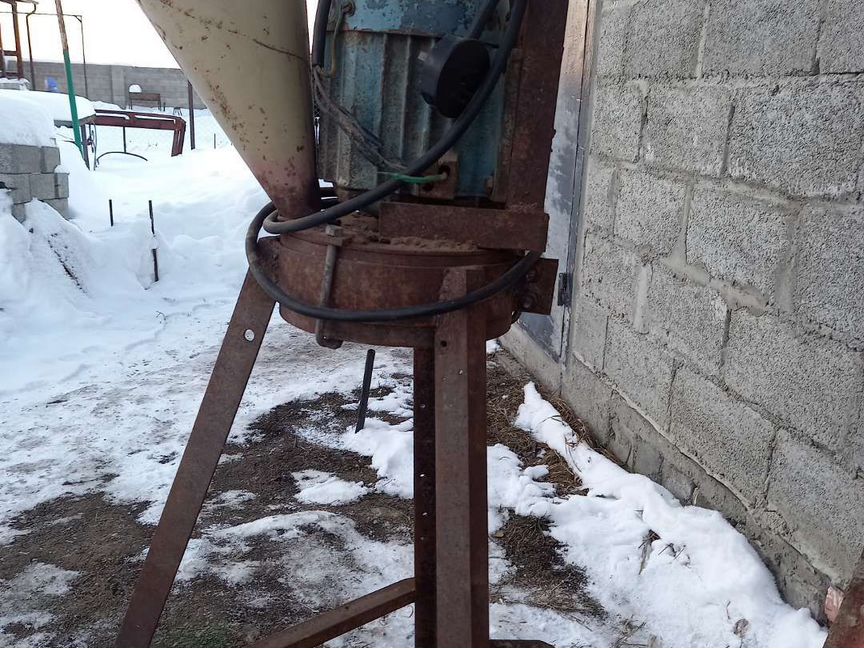 Крупорушка зернодробилка