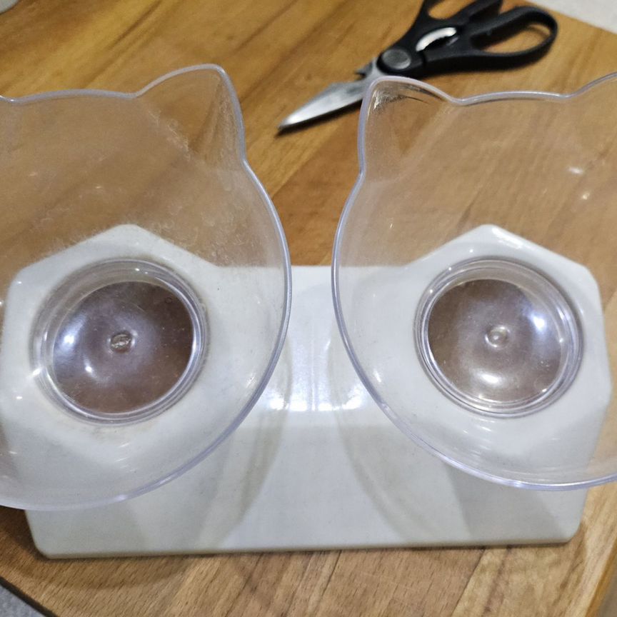 Пластиковые миски