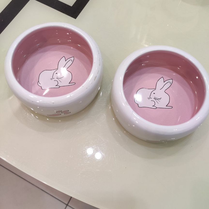 Две керамические миски для кролика