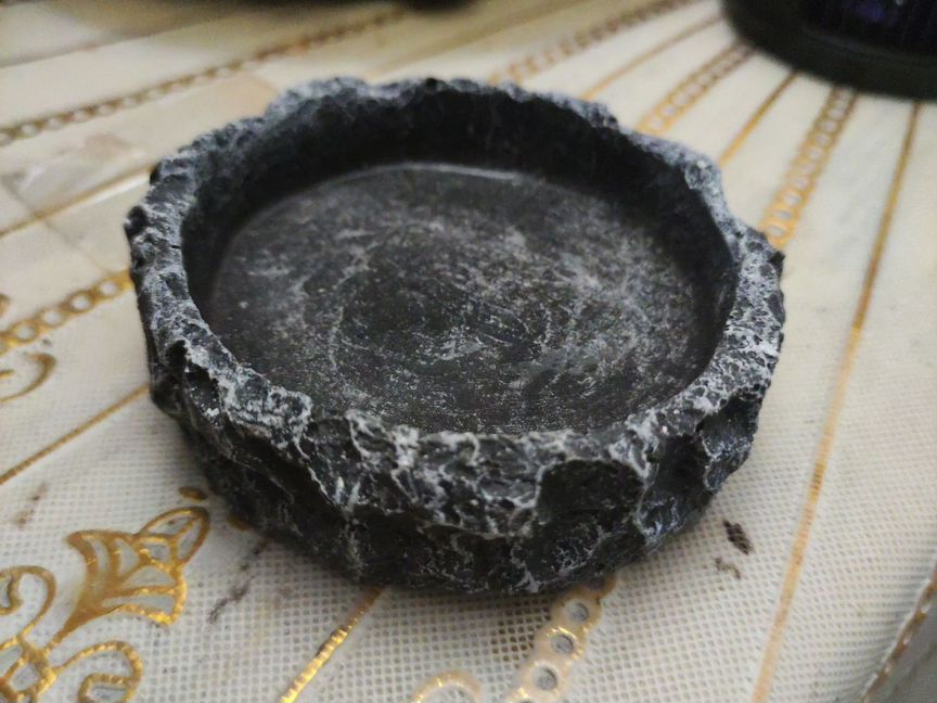 Поилка для эублефара бананоеда фельзумы