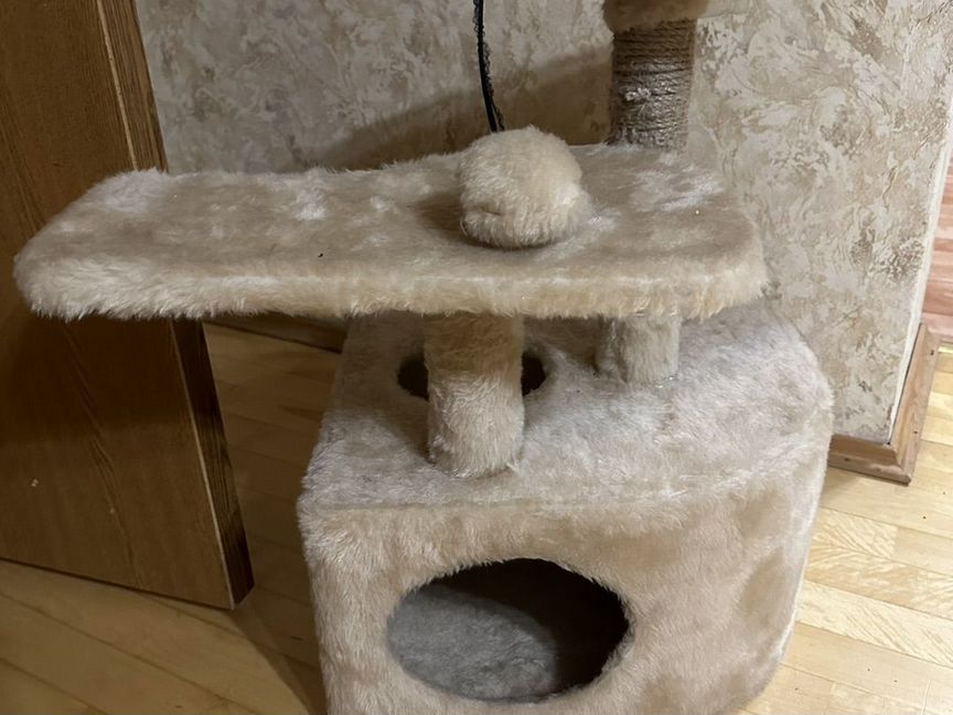 Домик для кошки с когтеточкой