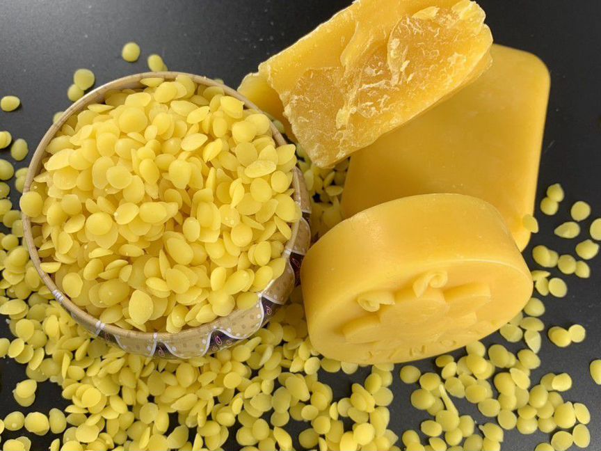 Воск пчелиный, прополис