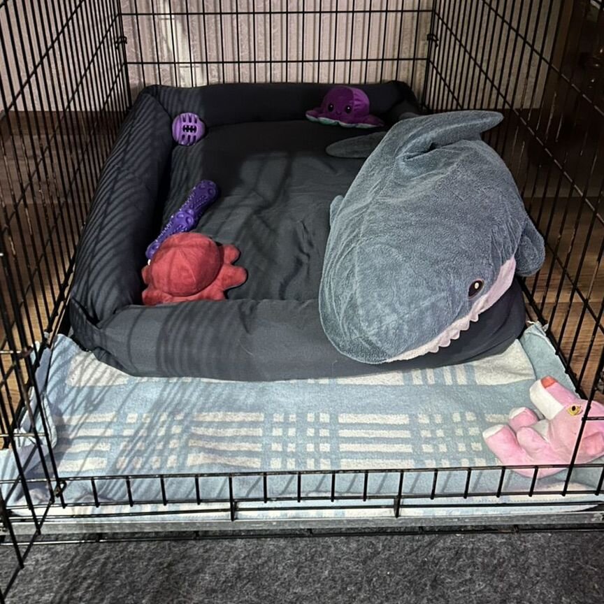 Клетка для больших собак и лежанка